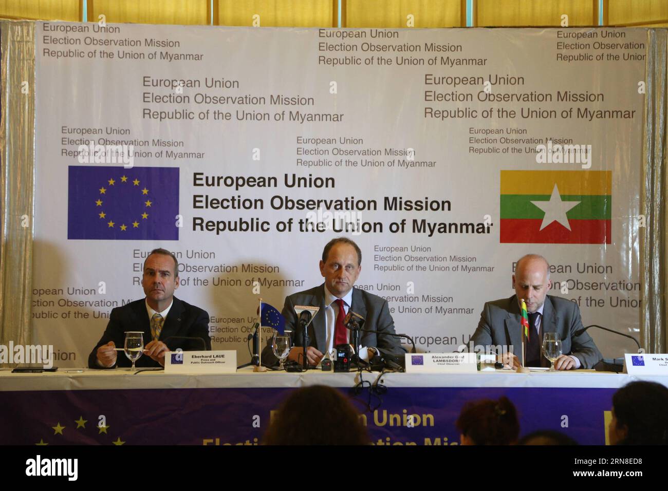 Eom general hi-res stock photography and images - Alamy