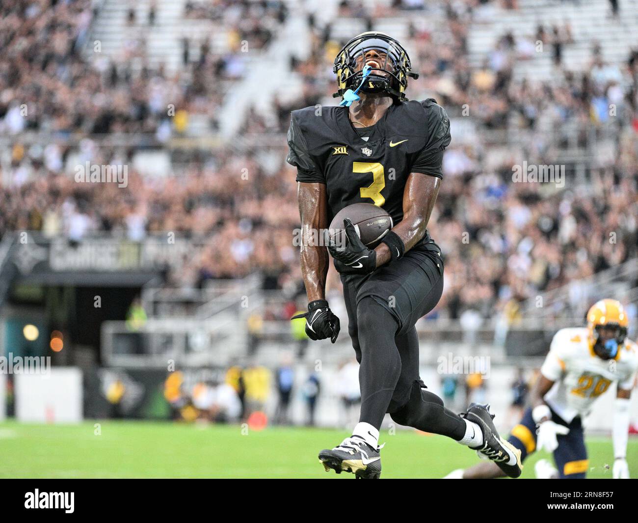 Kent state reacts hi-res stock photography and images - Alamy