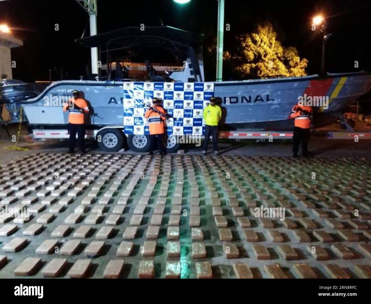Police operations in colombia hi-res stock photography and images - Alamy