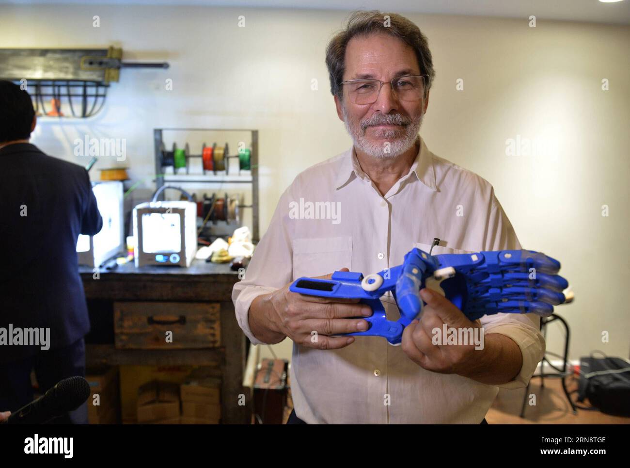 E nable hand hi-res stock photography and images - Alamy