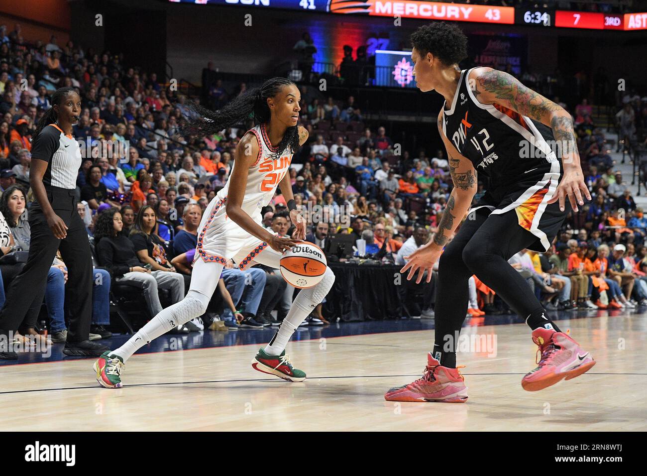 August 31, 2023: Connecticut Sun forward DeWanna Bonner (24) dribbles ...