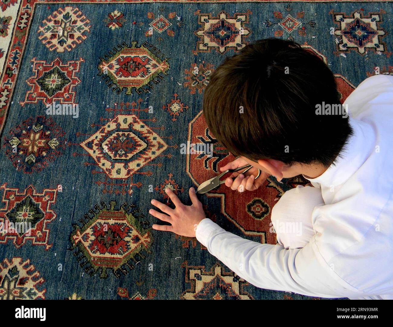 Handmade crafts of pakistan hi-res stock photography and images - Alamy