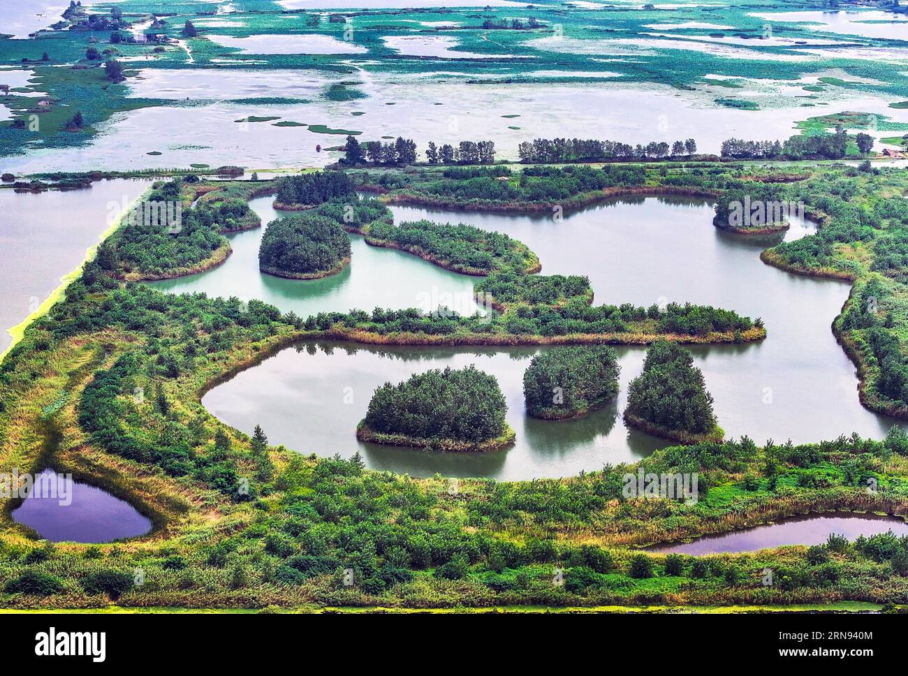 **CHINESE MAINLAND, HONG KONG, MACAU AND TAIWAN OUT** Aerial photo ...