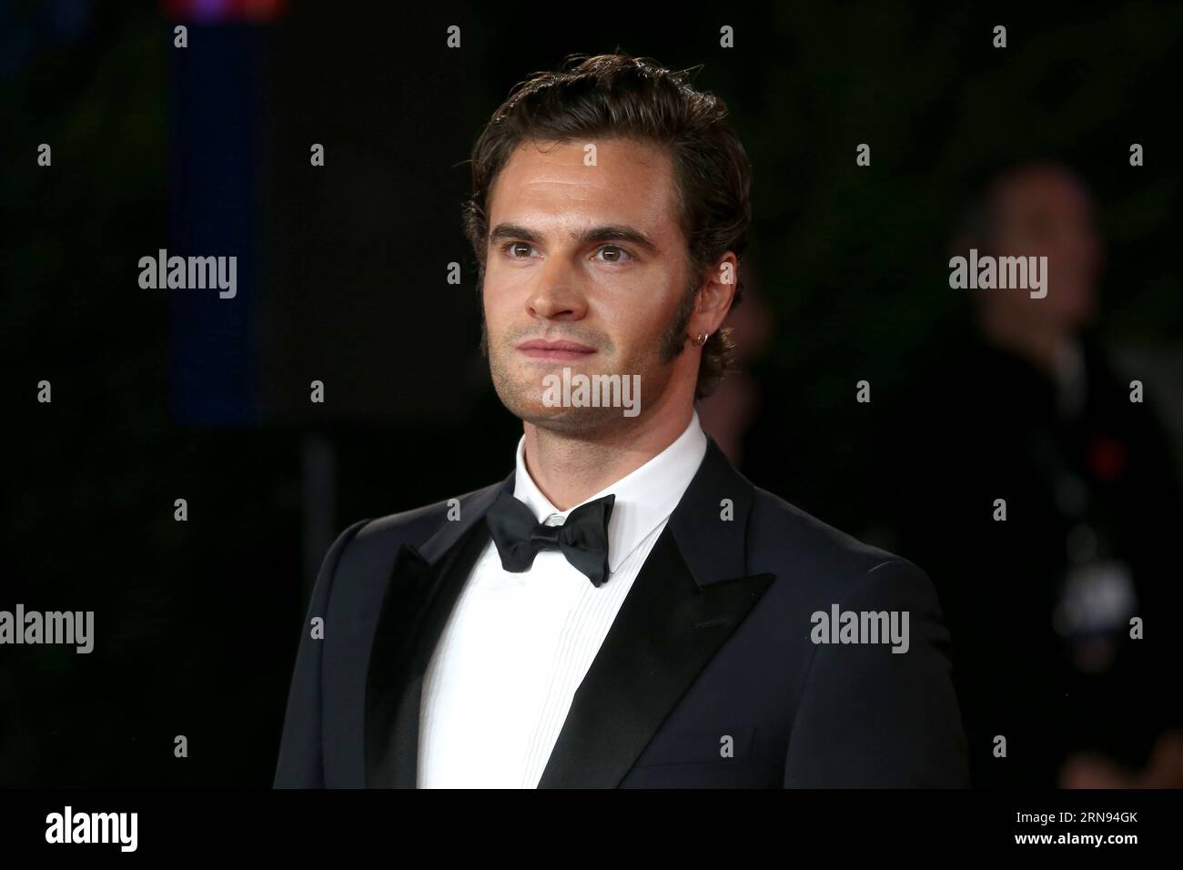 Tom Bateman attends the 'Murder On The Orient Express' World Premiere ...