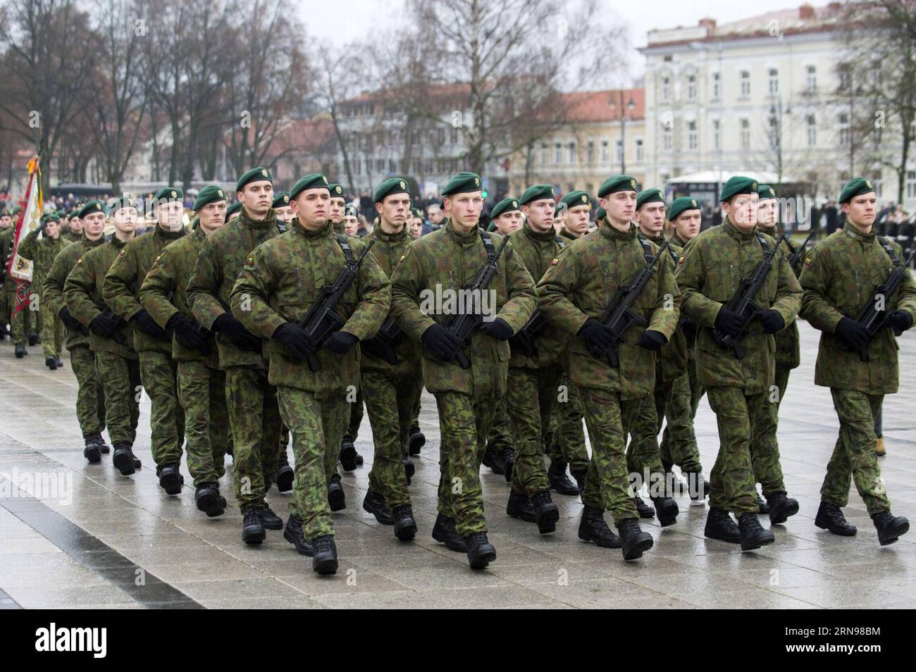 Lithuanian parade hi-res stock photography and images - Alamy