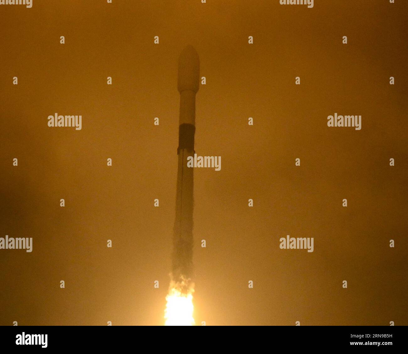 The SpaceX Falcon 9 rocket launches 22 Starlink satellites into a ...