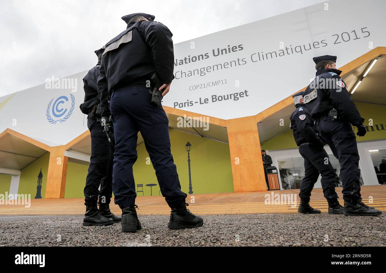 Stand cop21 climate change summit hi-res stock photography and images ...