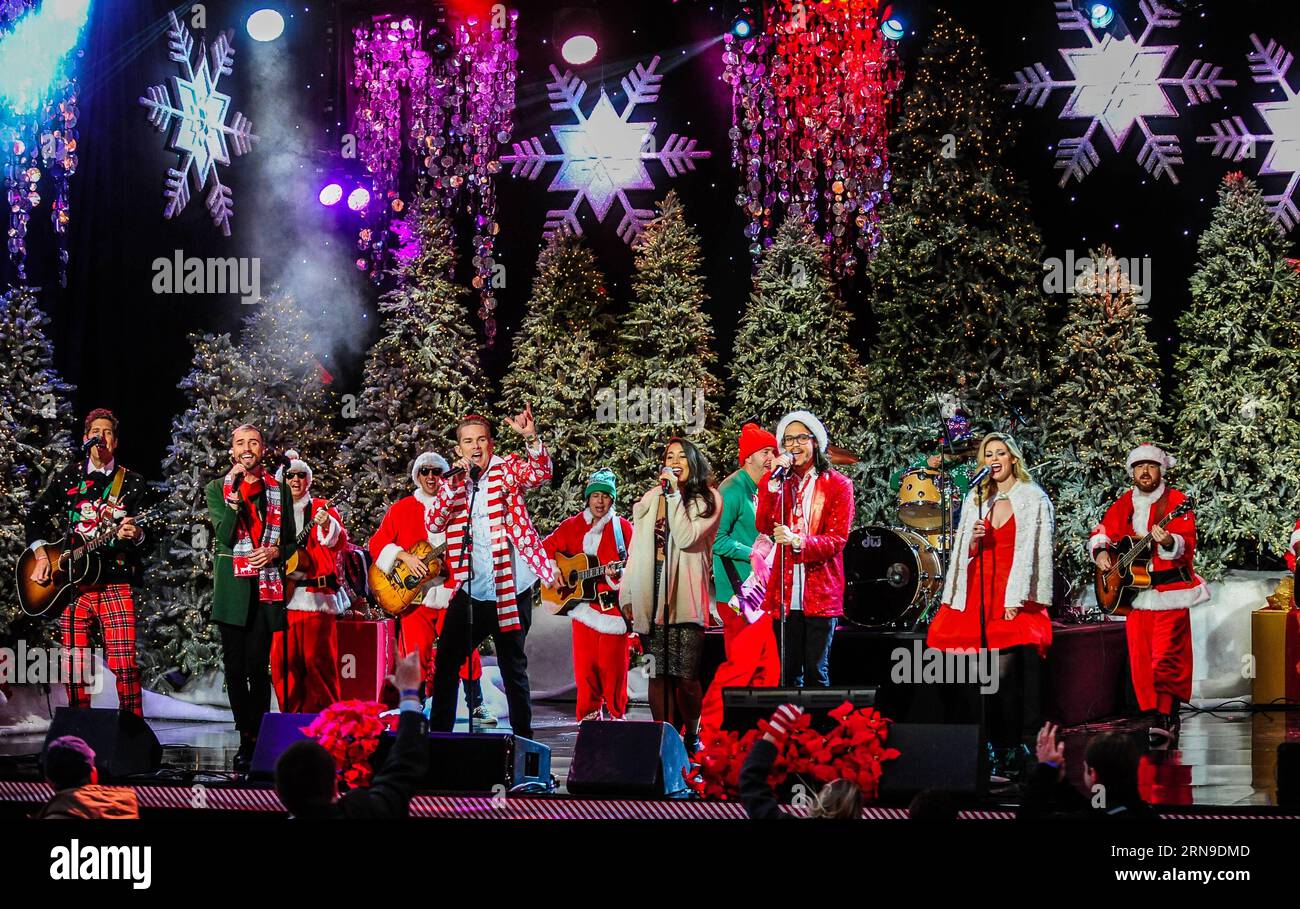 Musicians perform during the 84th Hollywood Christmas Parade in Los ...