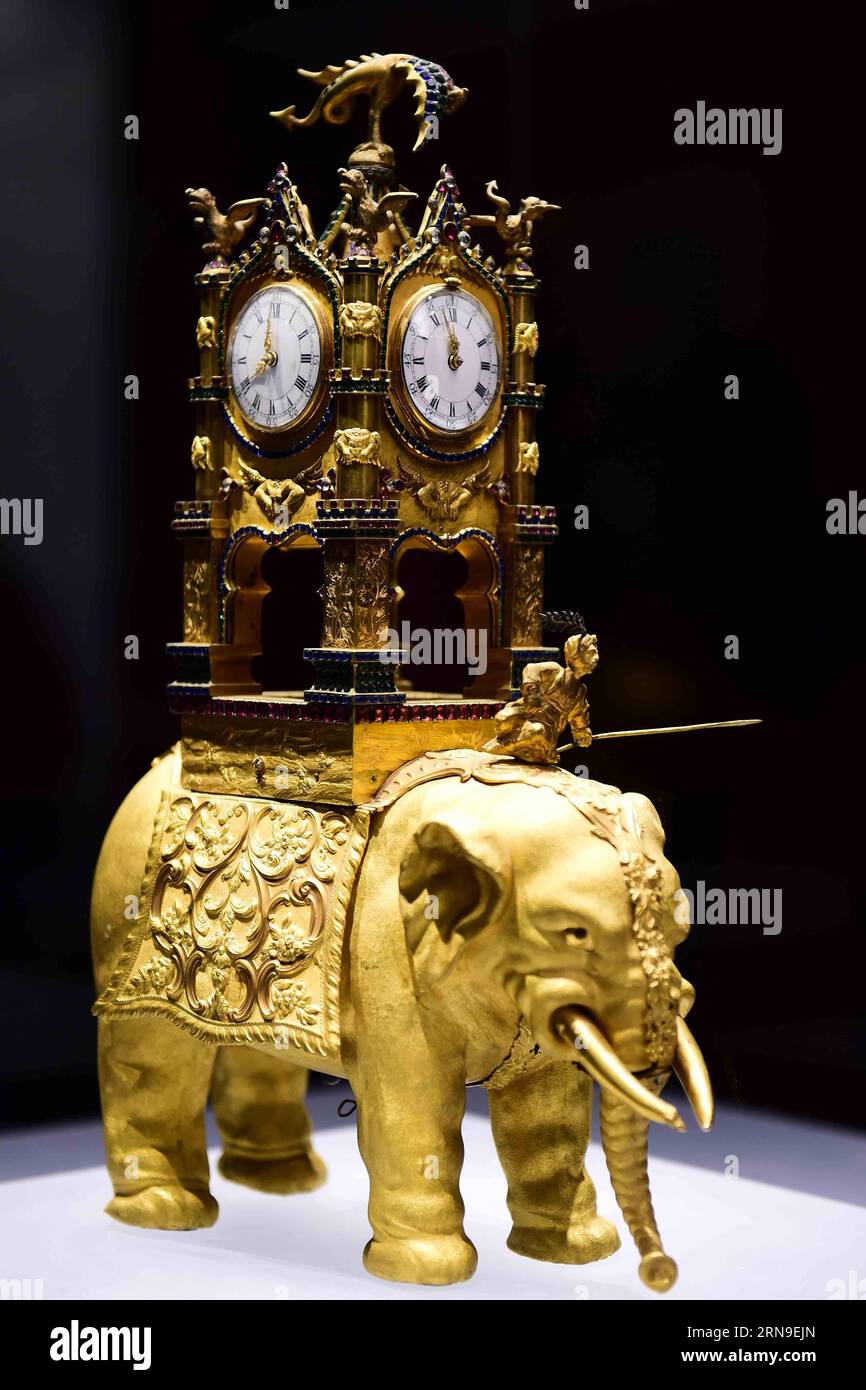 Clock museum forbidden city beijing hi-res stock photography and images ...
