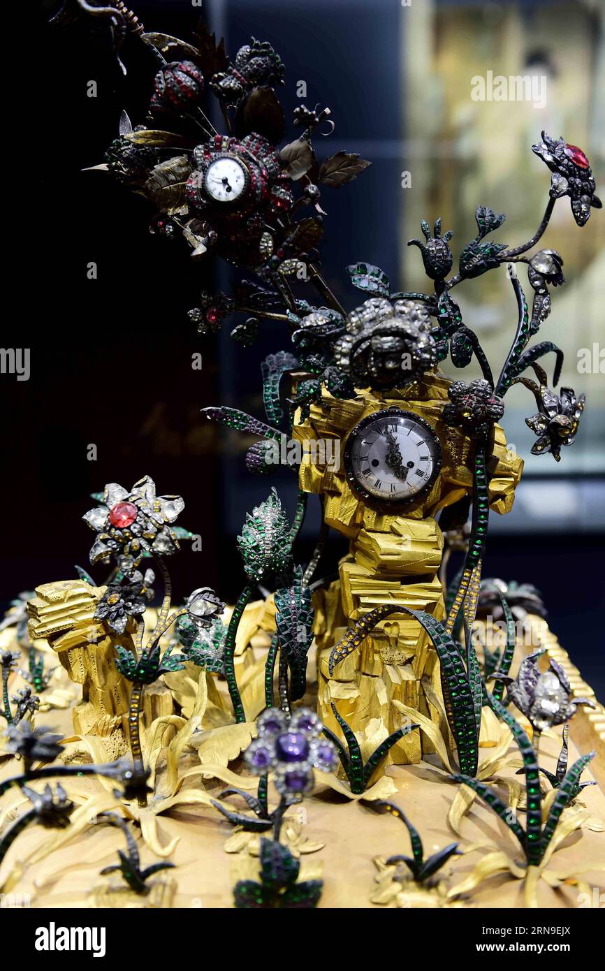 Clock museum forbidden city beijing hi-res stock photography and images ...