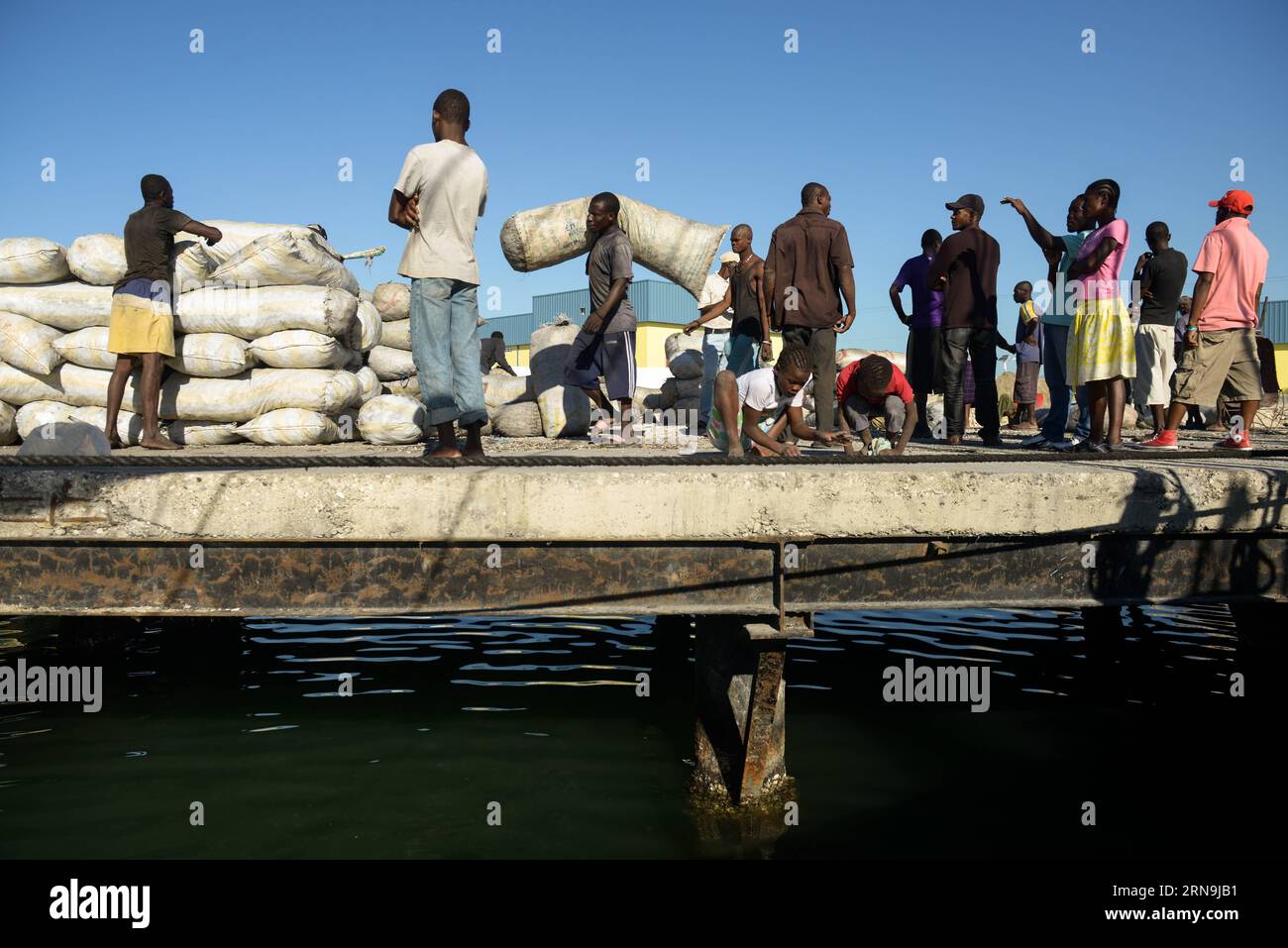 Haiti industry hi-res stock photography and images - Alamy