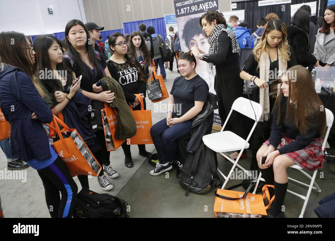 Career fairs hi-res stock photography and images - Alamy