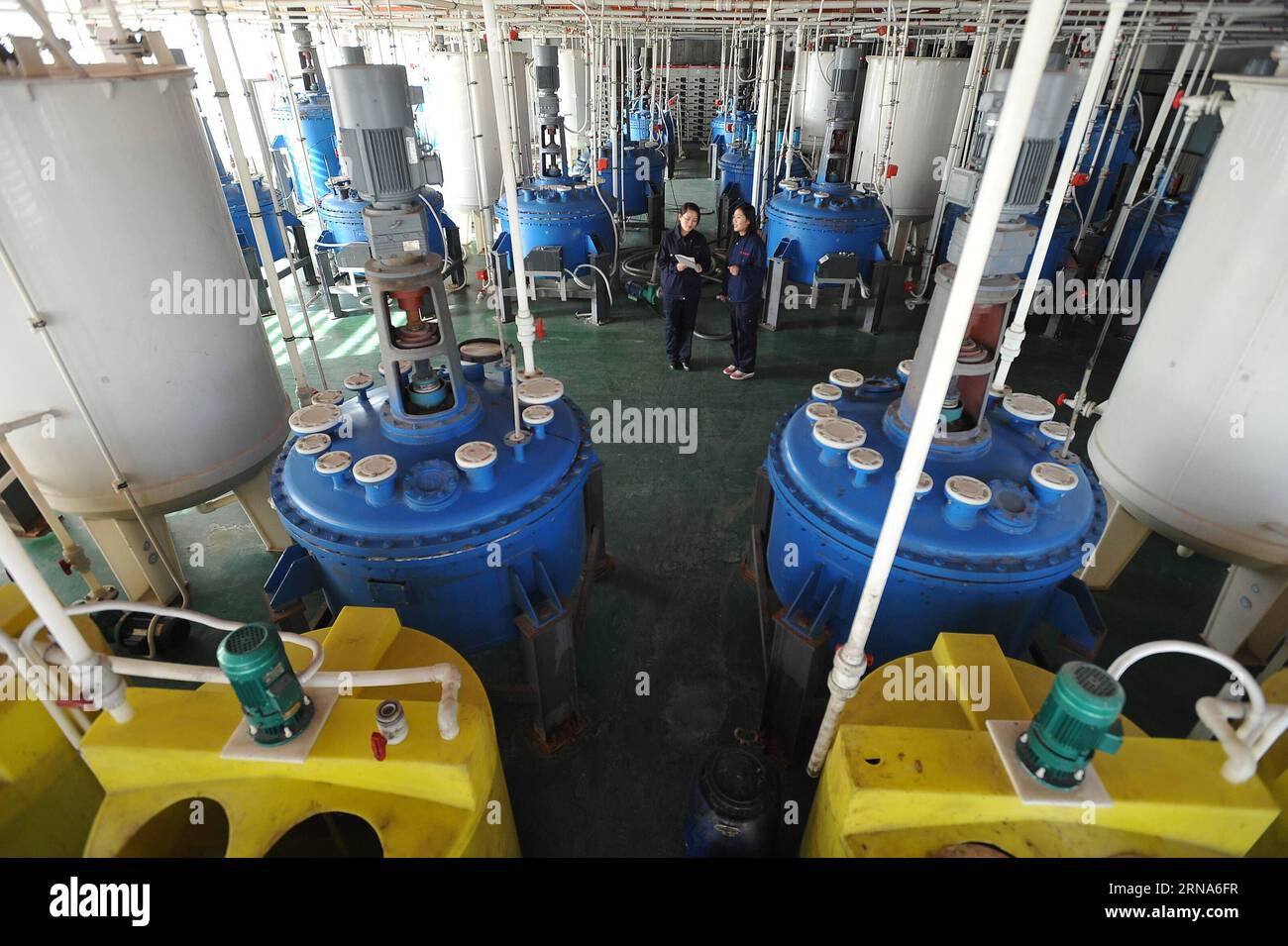 Graphene production hi-res stock photography and images - Alamy