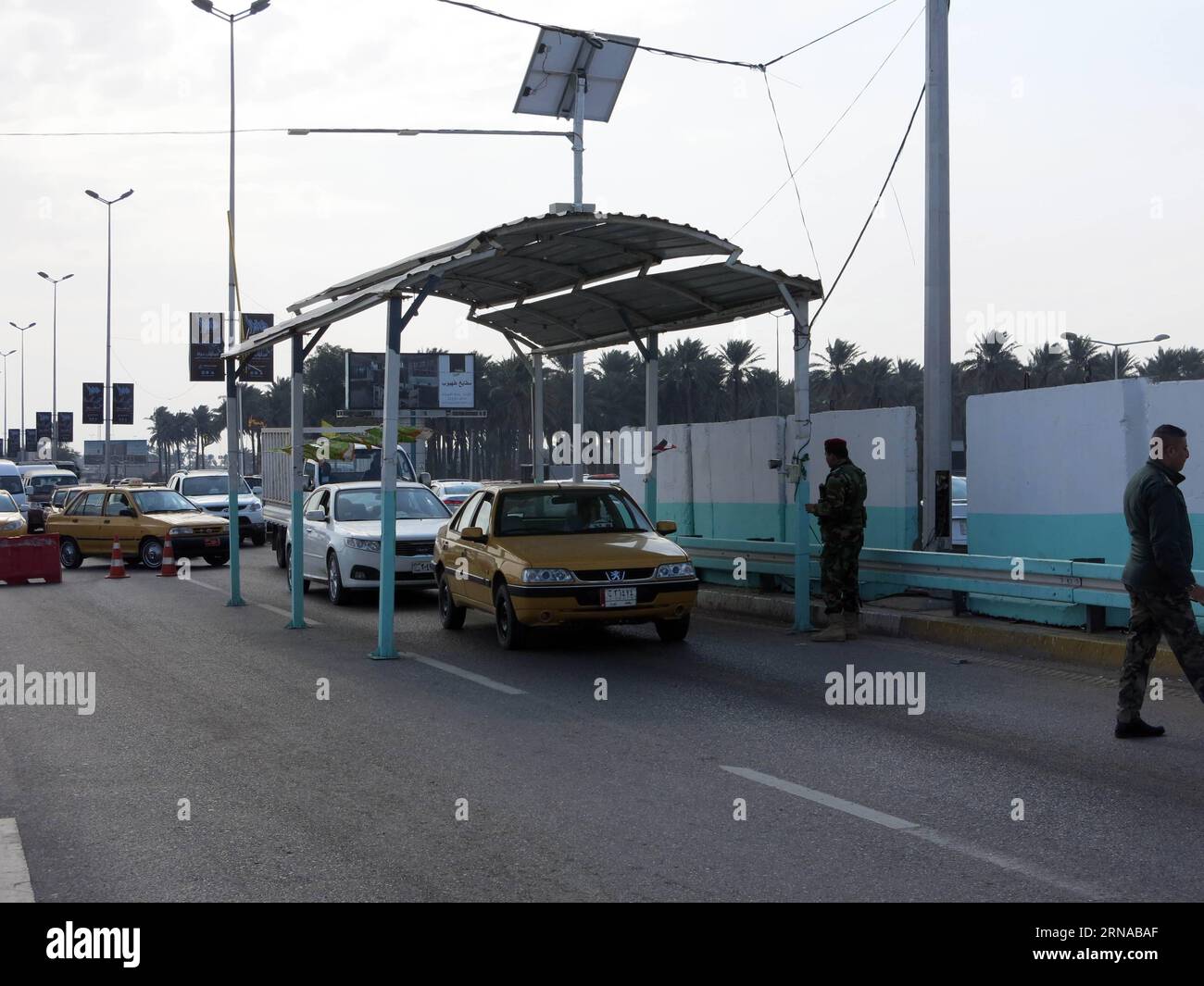 Al doura baghdad hi-res stock photography and images - Alamy