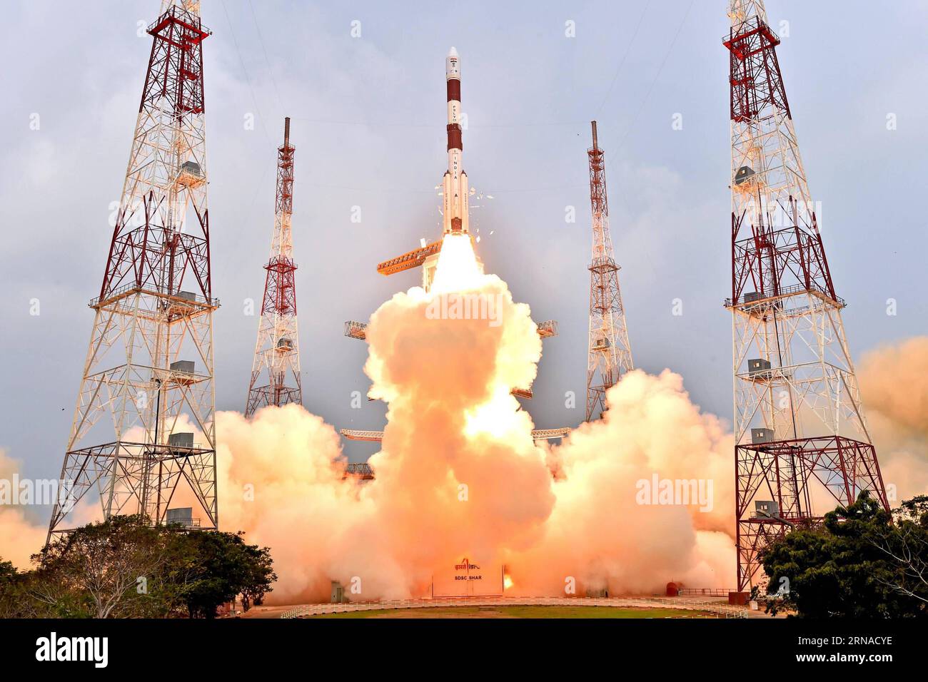 Indian pslv rocket hi-res stock photography and images - Alamy