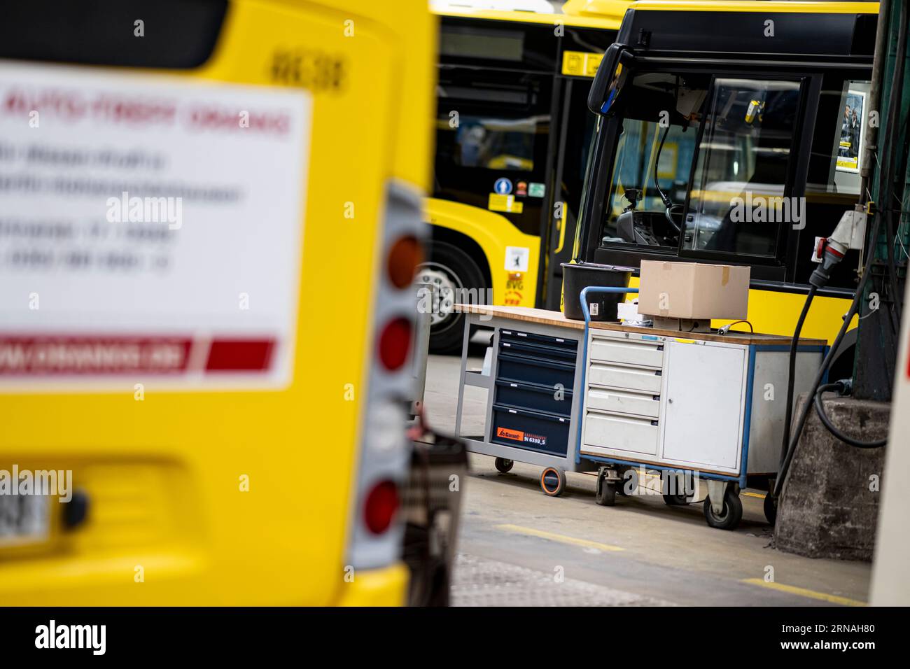 Berliner verkehrsbetriebe bvg hi-res stock photography and images - Alamy