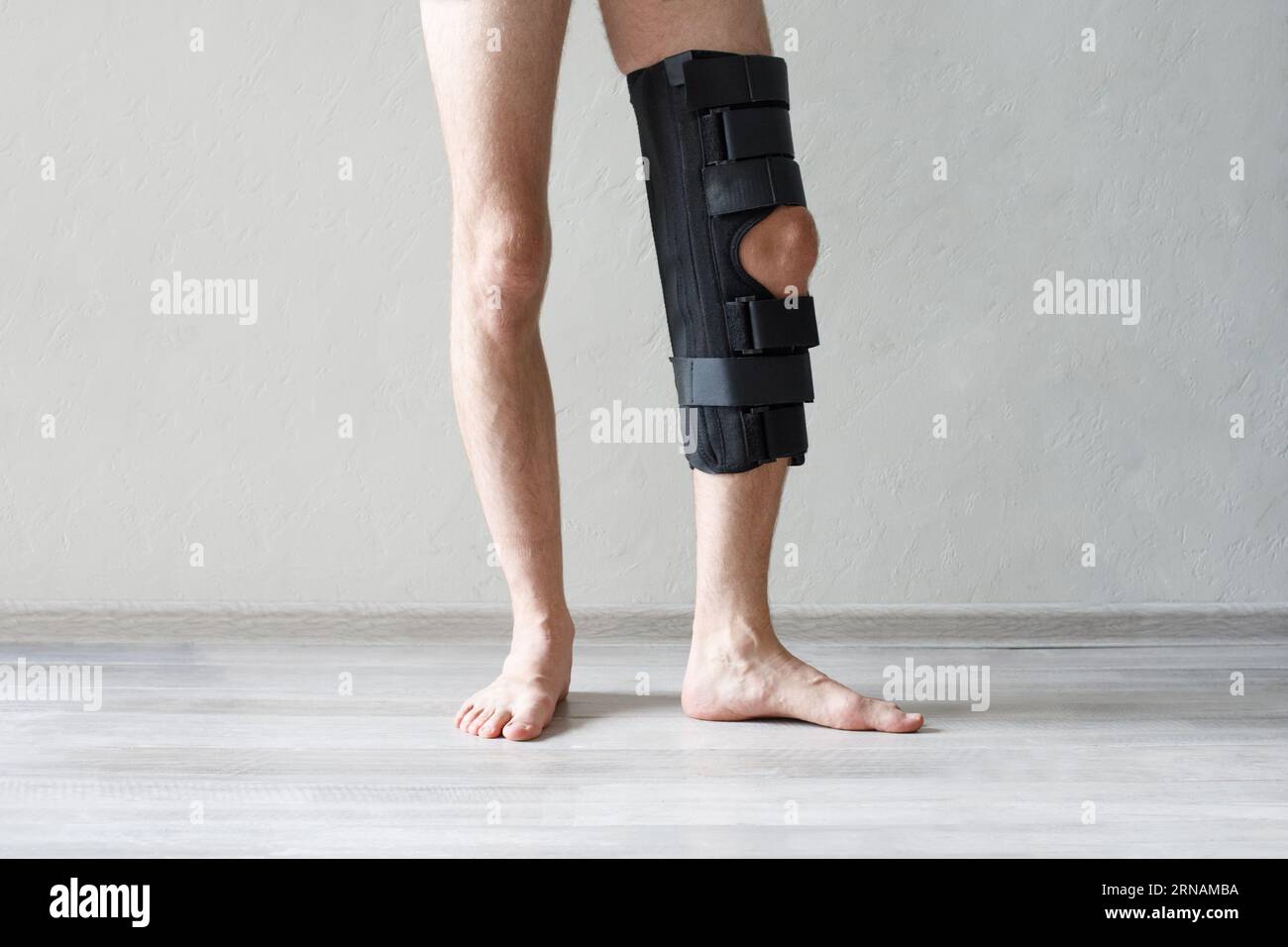 Joint bandage hi-res stock photography and images - Alamy