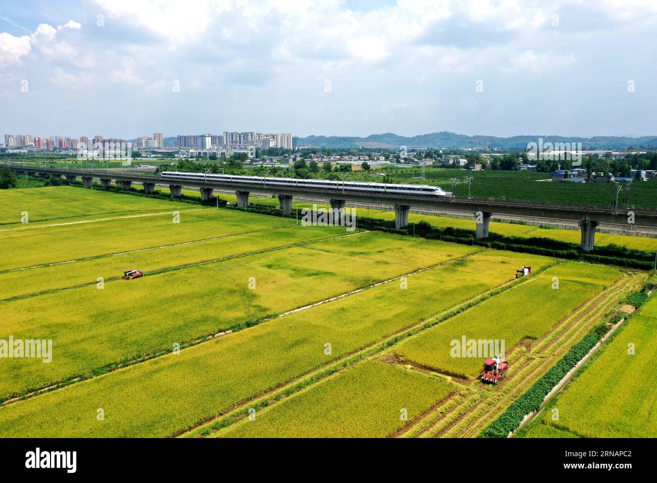 Beijing, China. 31st Aug, 2023. This aerial photo taken on Aug. 31 ...
