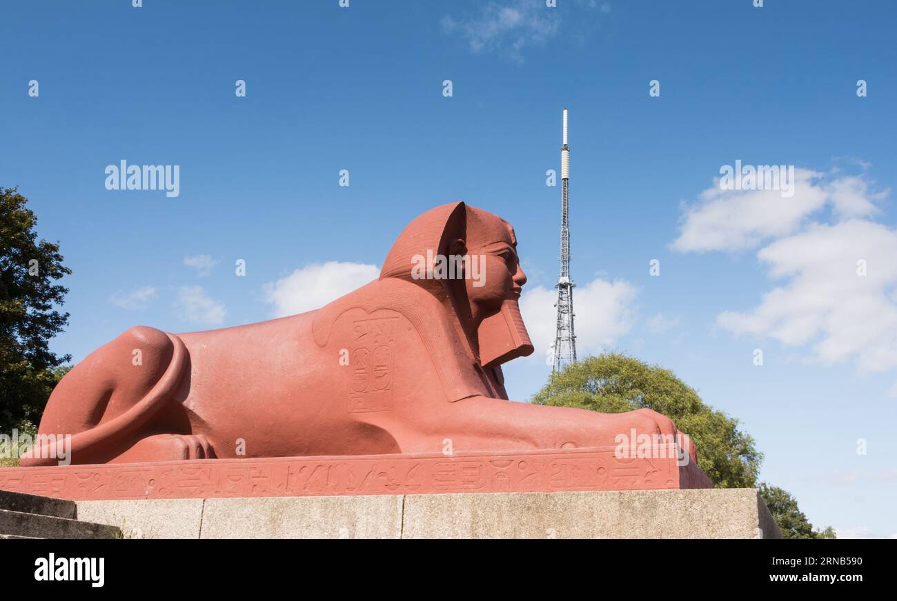 Crystal Palace Park terracotta red Sphinx statue, Upper Terrace ...