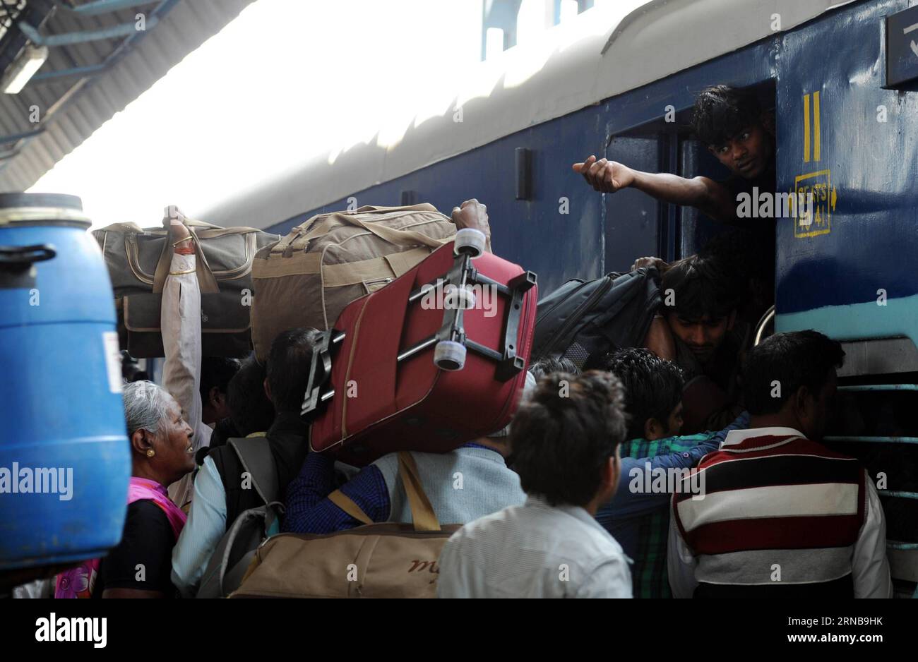 Fourth rail hi-res stock photography and images - Alamy