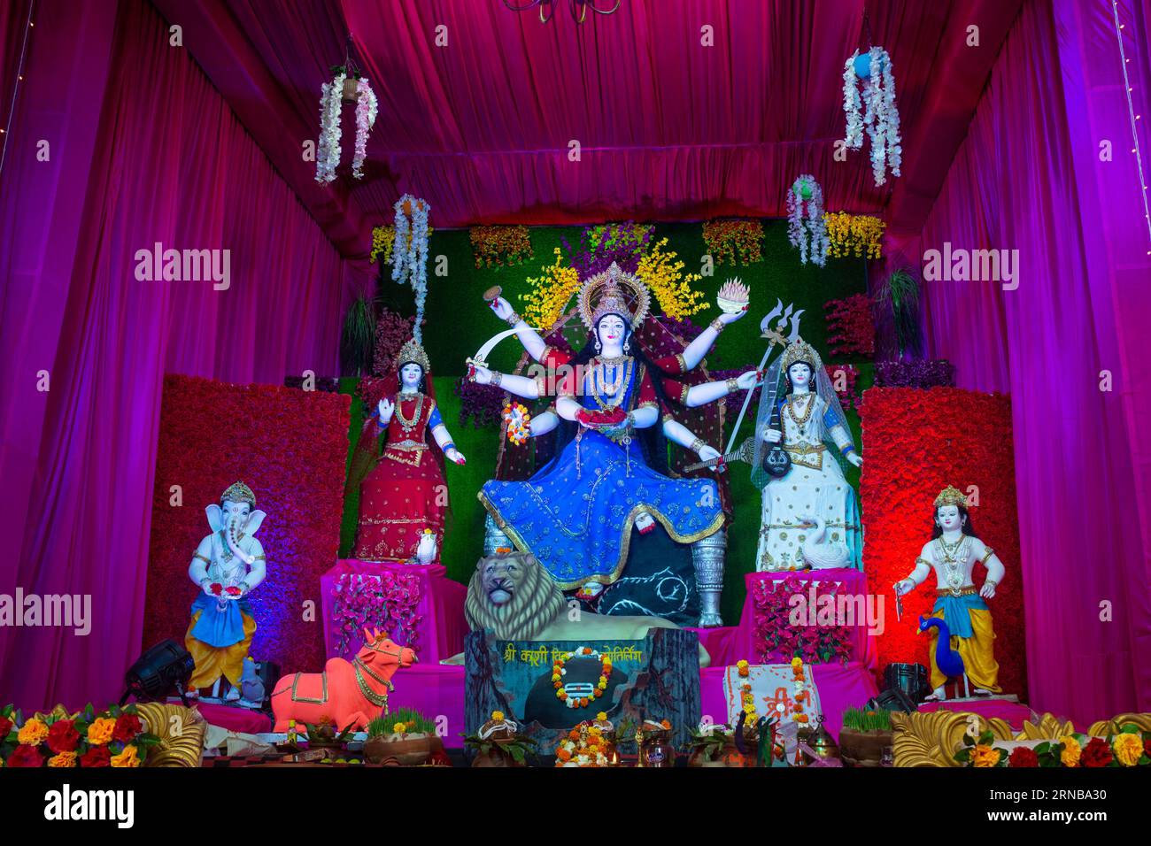 Navratri festival hi-res stock photography and images - Alamy