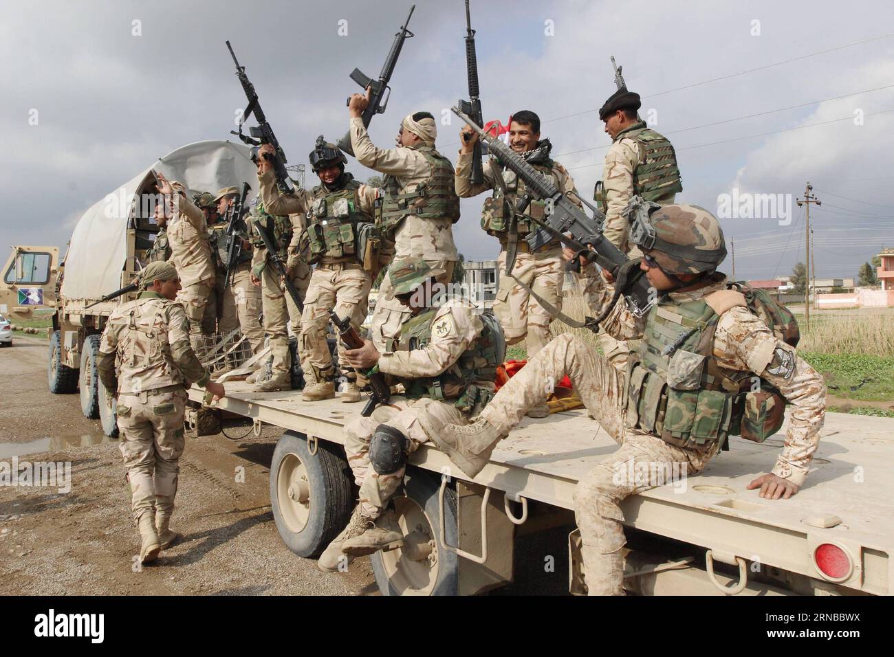 Iraqi army forces hi-res stock photography and images - Alamy