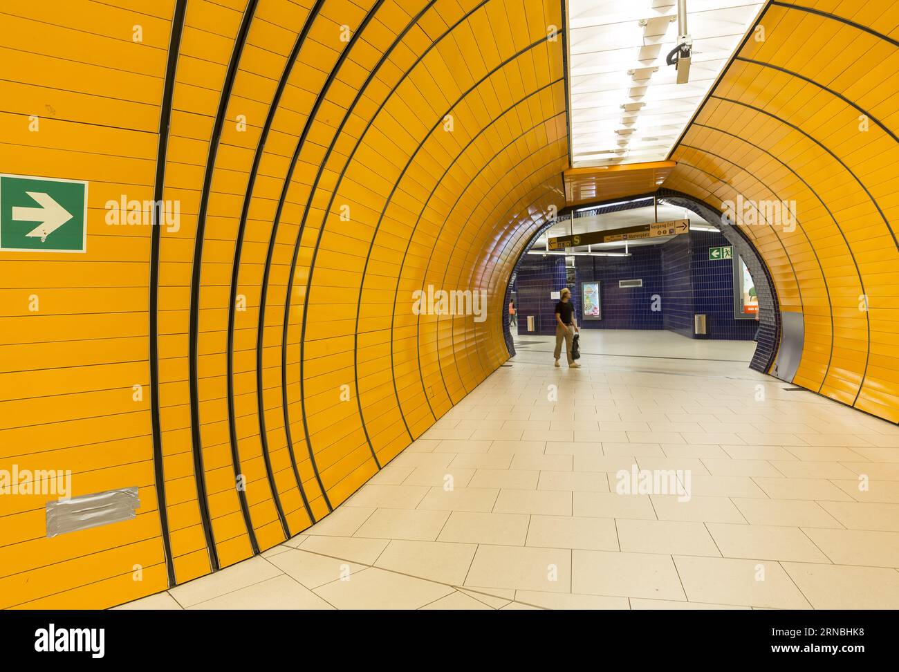 Marienplatz metro station in Munich Stock Photo - Alamy