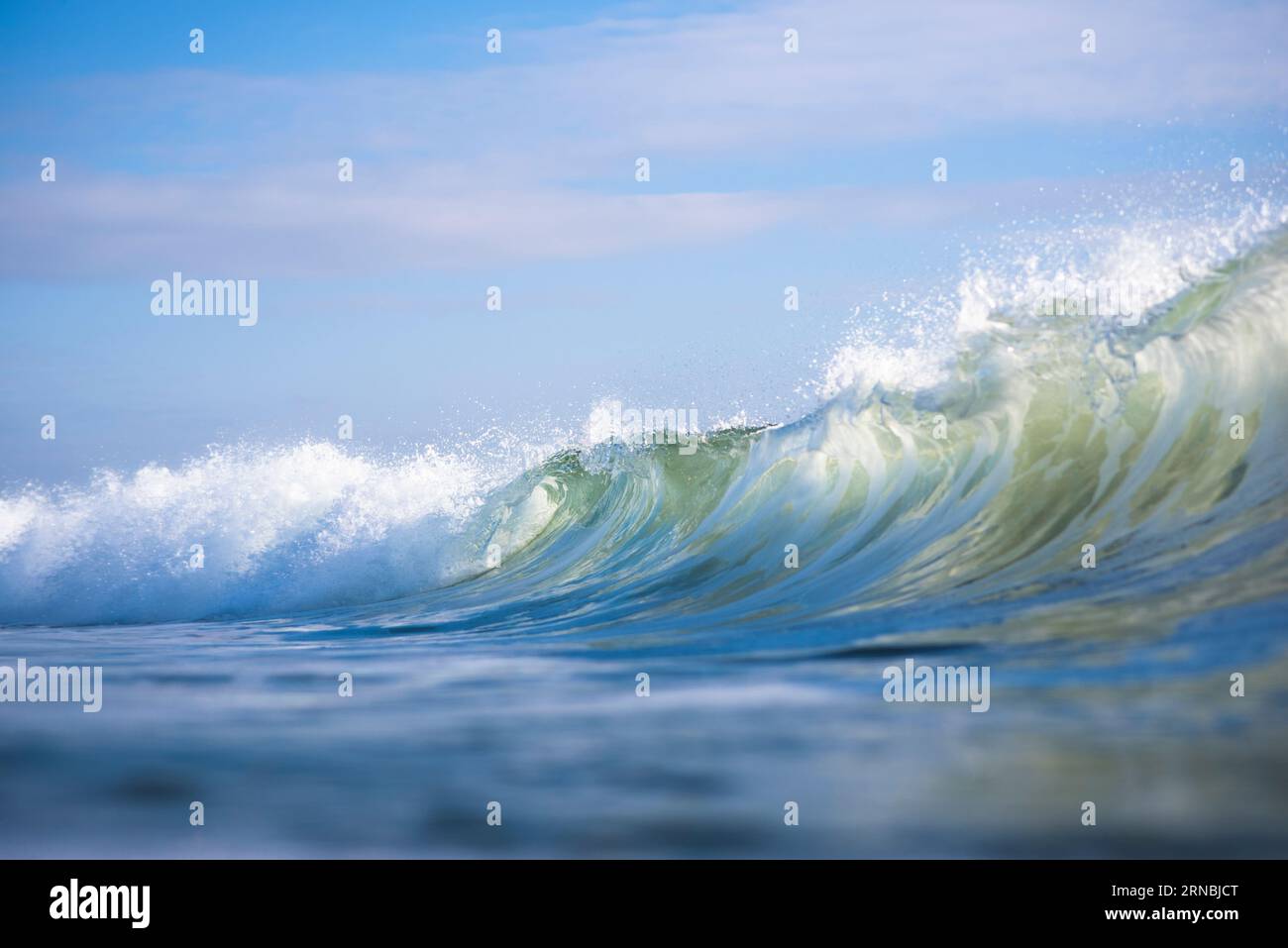 Wave detail hi-res stock photography and images - Alamy