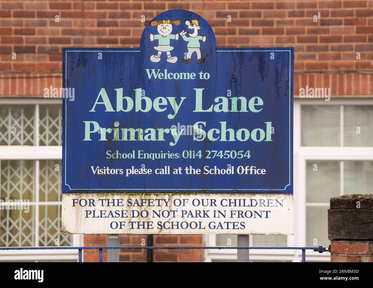 Abbey view primary school hi-res stock photography and images - Alamy
