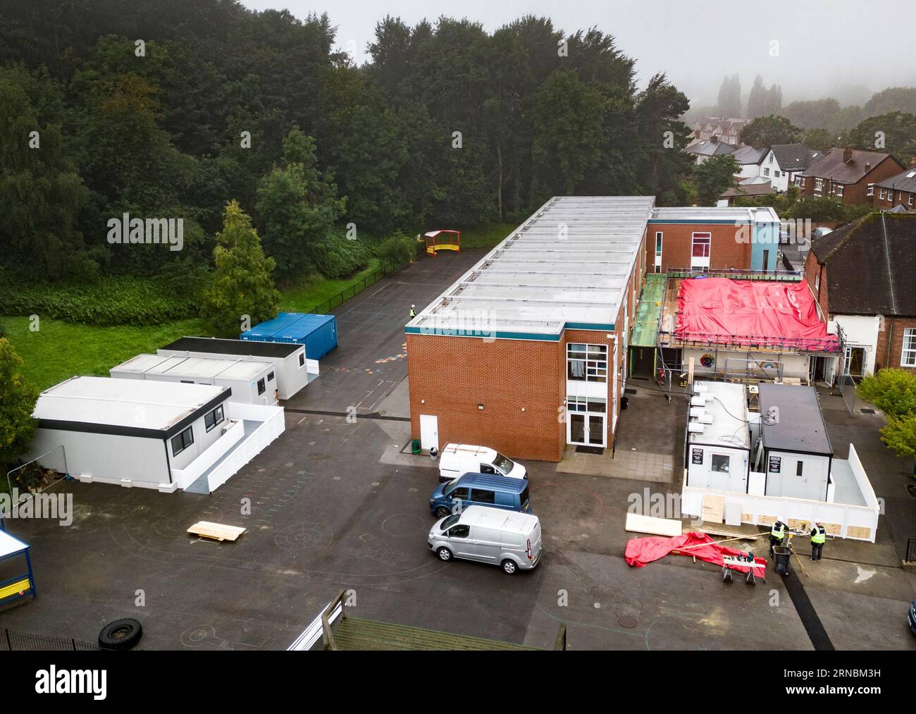 Abbey view primary school hi-res stock photography and images - Alamy