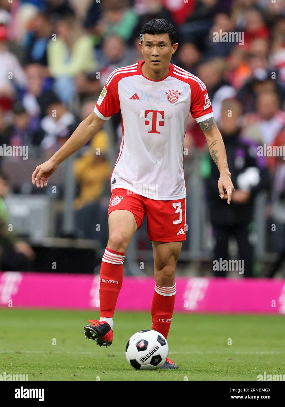 Min Jae Kim of FC Bayern Muenchen FC Bayern München - FC Augsburg 27.8.2023 Fussball 1 ...