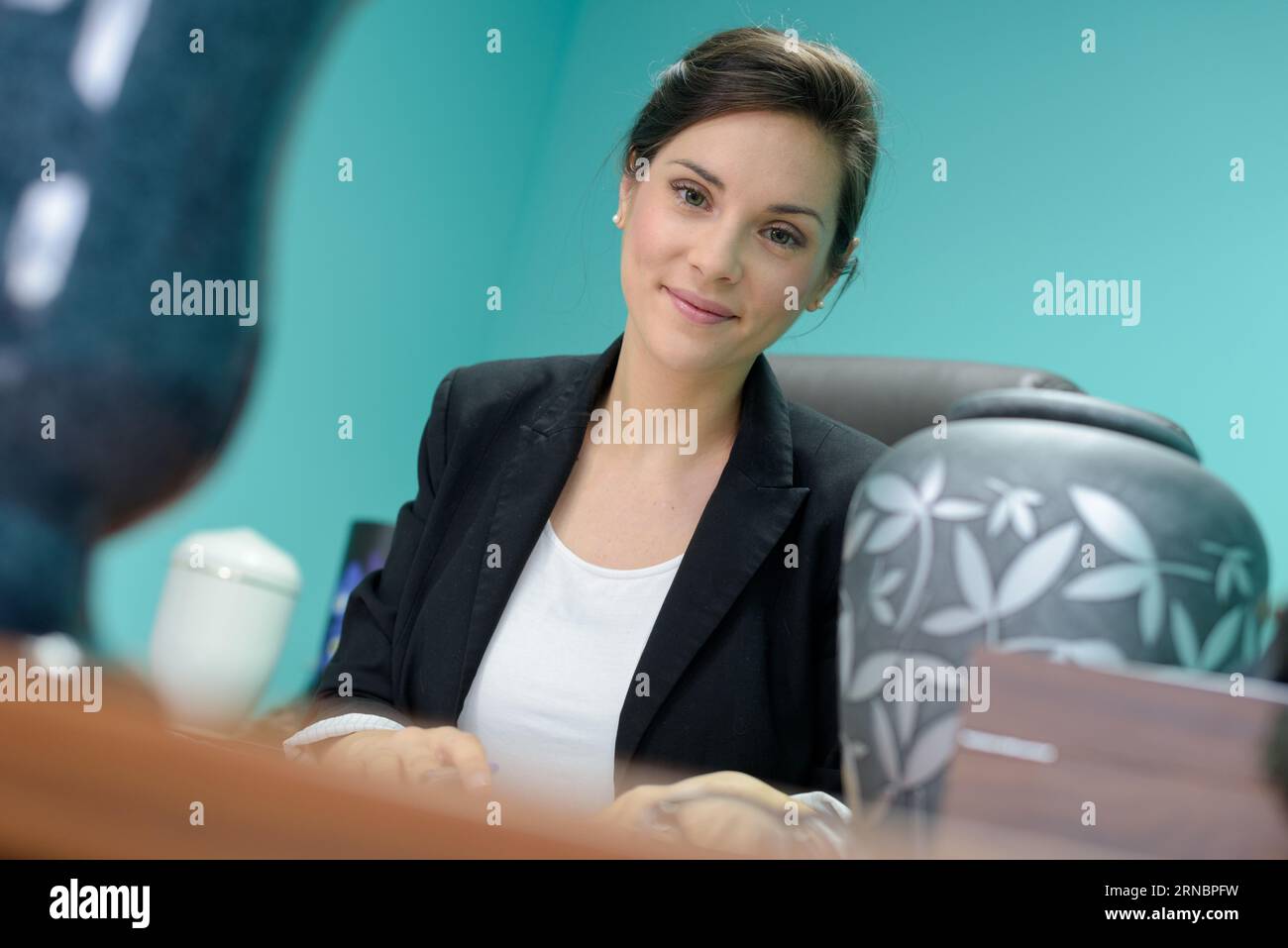 Funeral expert hi-res stock photography and images - Alamy