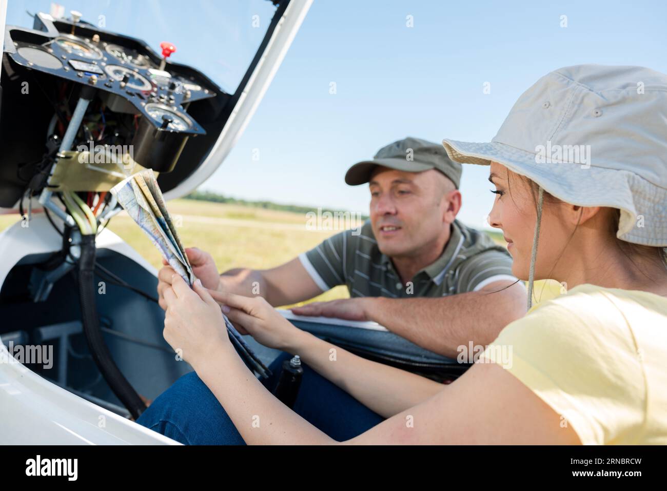 A young female pilot in uniform hi-res stock photography and images - Alamy