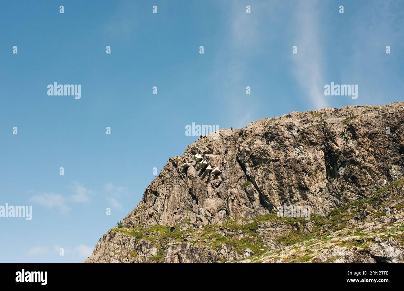 Portaledge hi-res stock photography and images - Alamy