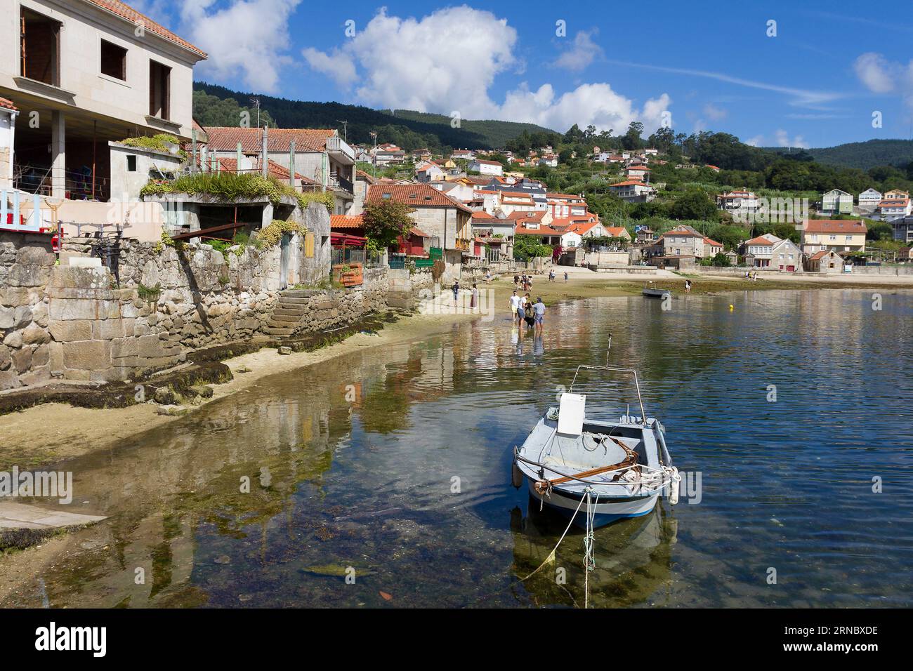 Port of combarro hi-res stock photography and images - Alamy