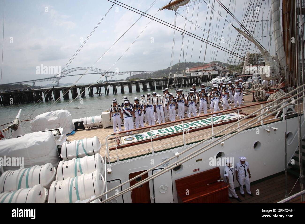 Mexican naval army hi-res stock photography and images - Alamy
