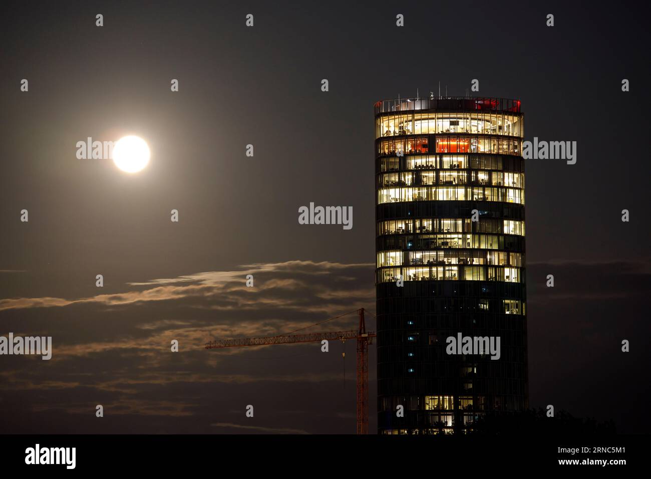 Colognetriangle turm hi-res stock photography and images - Alamy