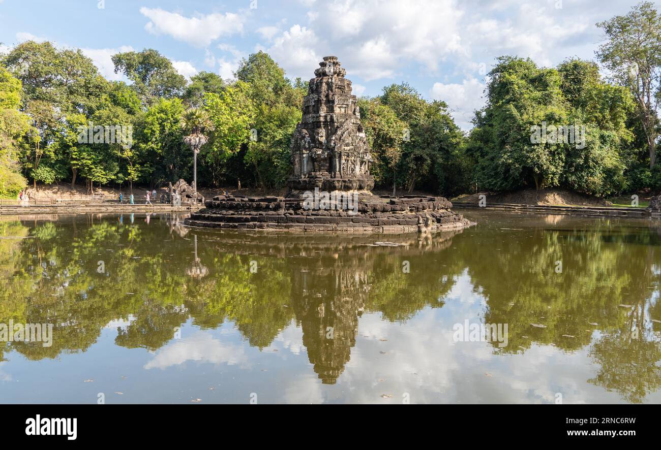 The Neak Poan temple in the ancient city of Angkor Wat Stock Photo - Alamy