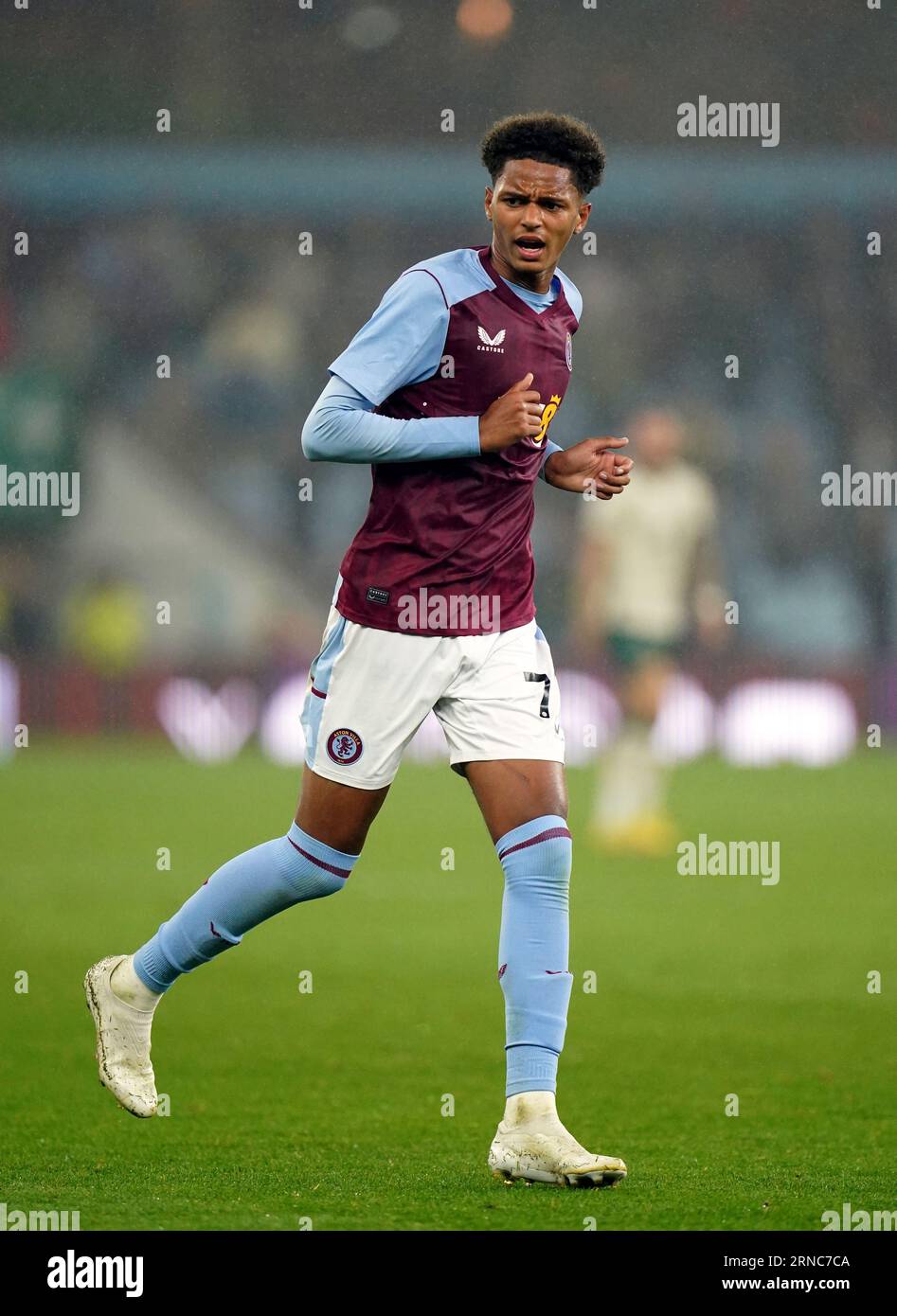 Omari kellyman aston villa 2023 hi-res stock photography and images - Alamy