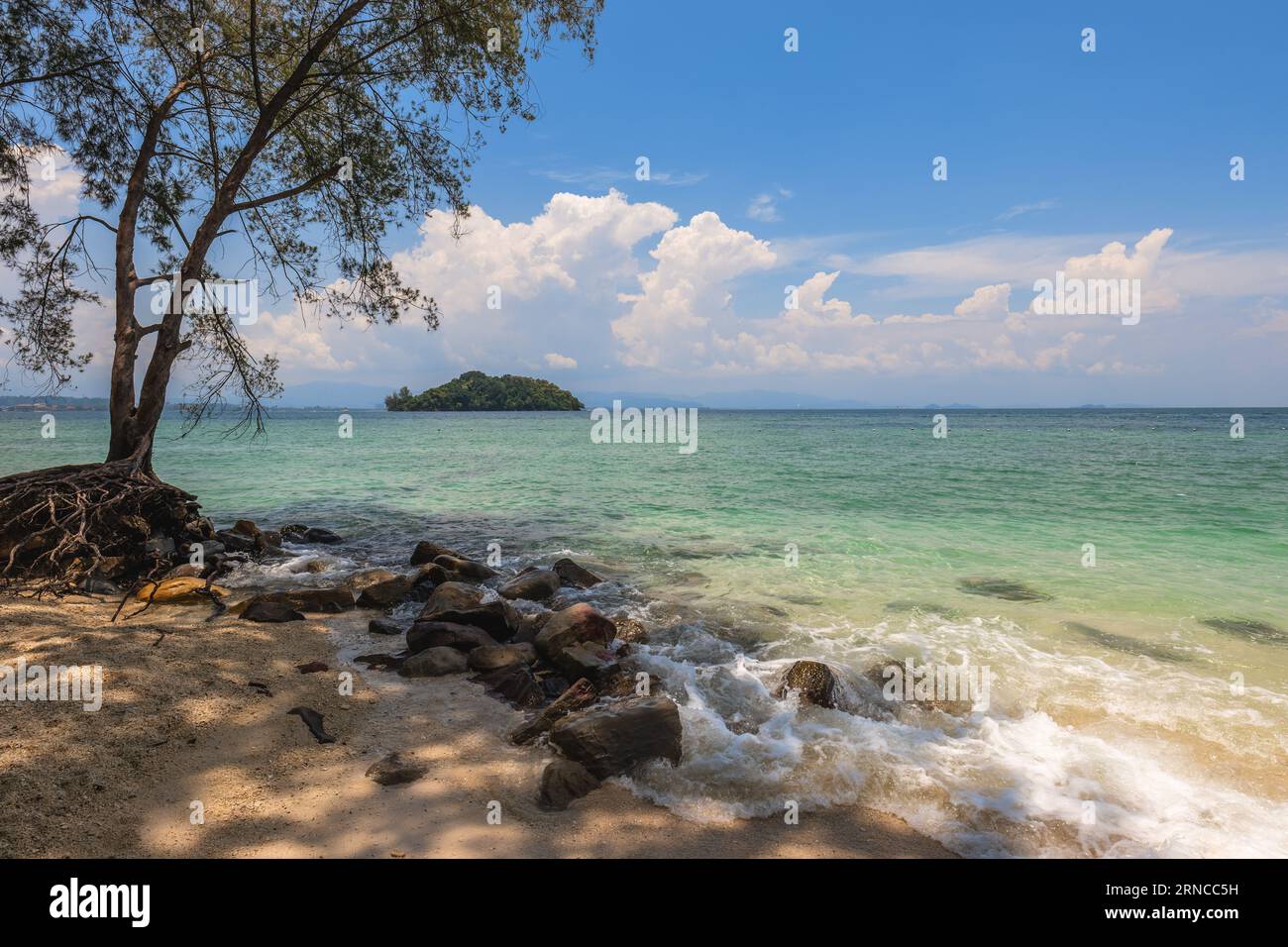Scenery of Manukan island, an island of Tunku Abdul Rahman National ...