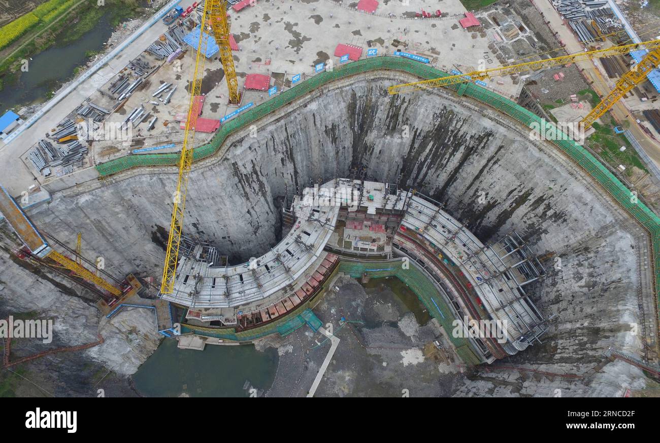 Shimao quarry hotel underwater hi-res stock photography and images - Alamy