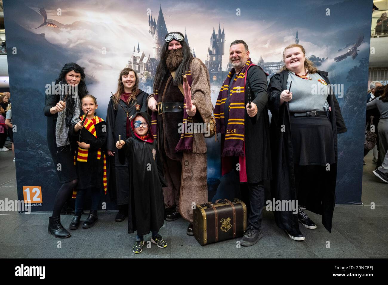 London, UK. 1 September 2023. Costumed fans with Hagrid at Back to ...