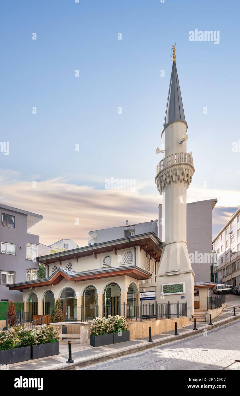 Mustafa Kavsar Baba Mosque, located at the intersection of Kartal Baba ...