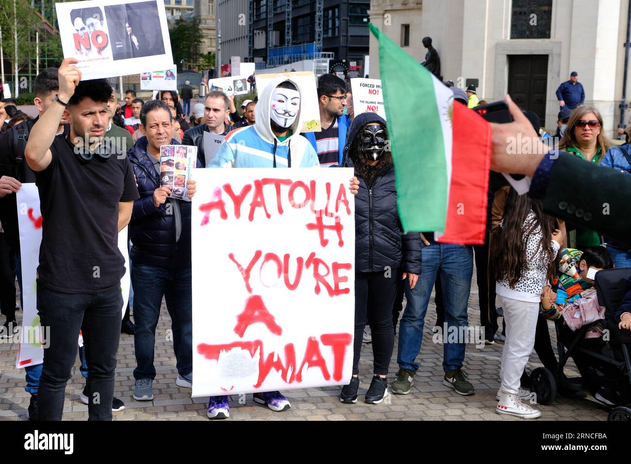 Victoria Square, Birmingham, UK. 2nd Oct 2022. Protesters gather to ...