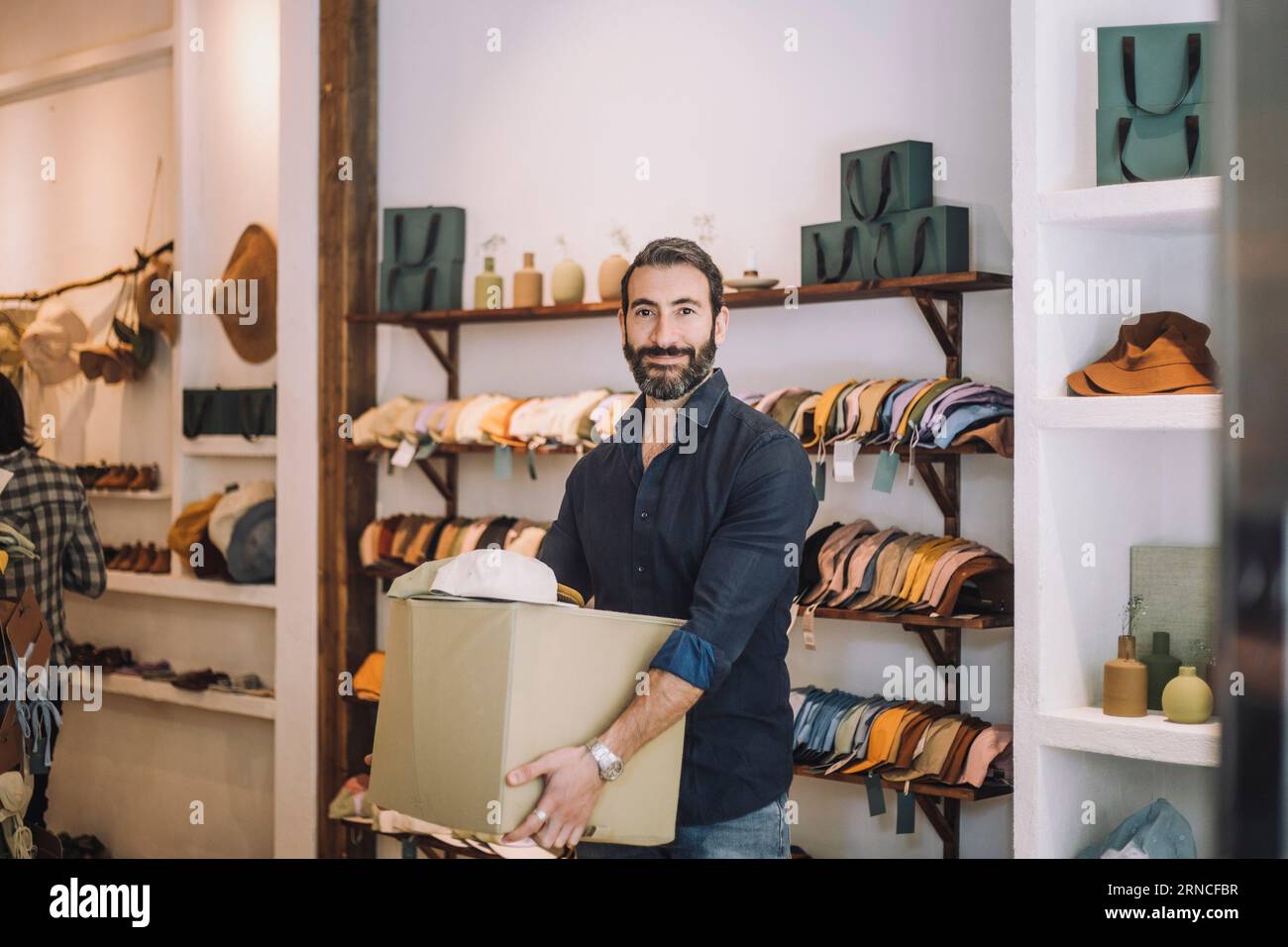 Portrait male customer sales hi-res stock photography and images - Alamy