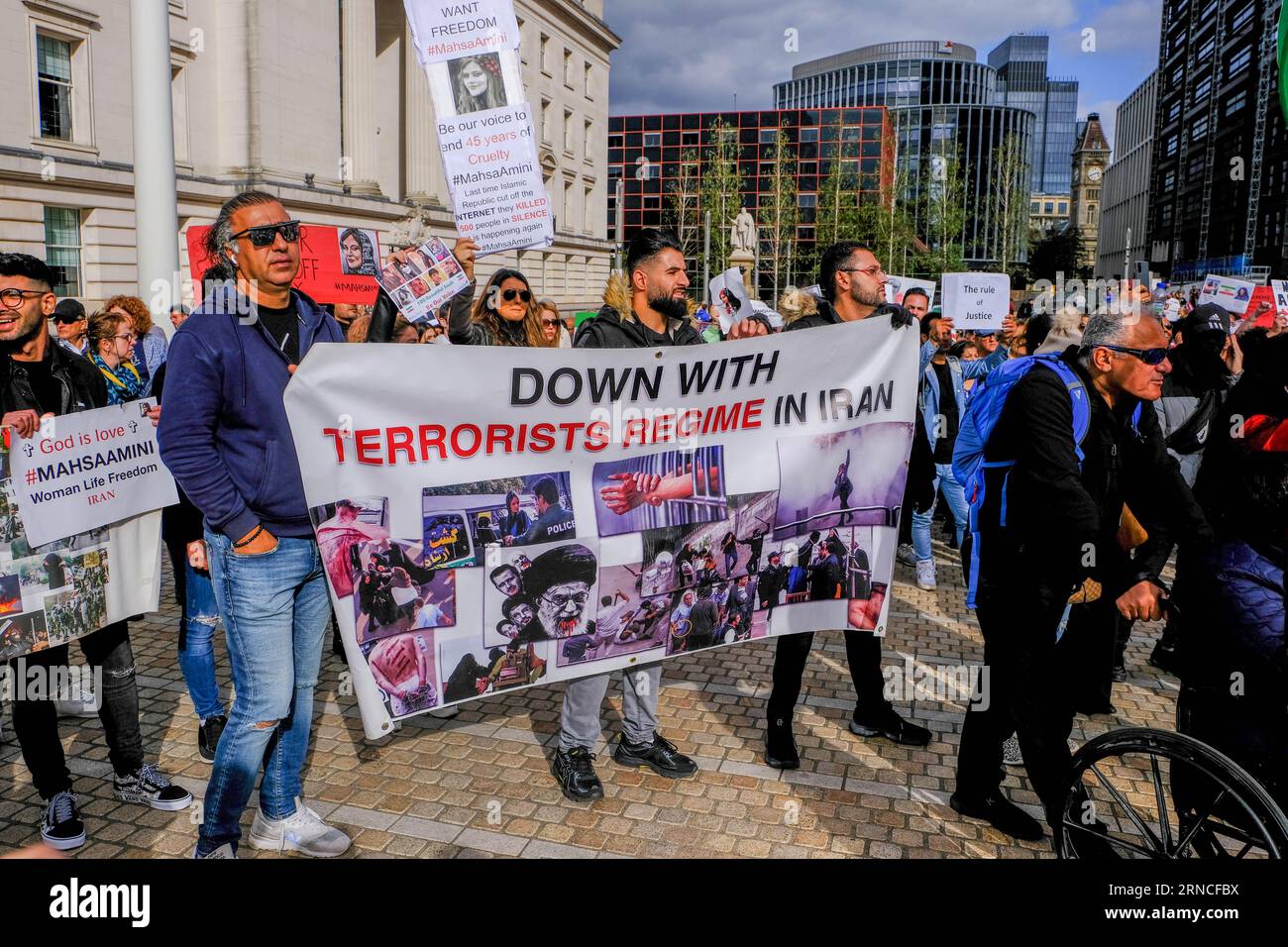 Victoria Square, Birmingham, UK. 2nd Oct 2022. Protesters gather to ...
