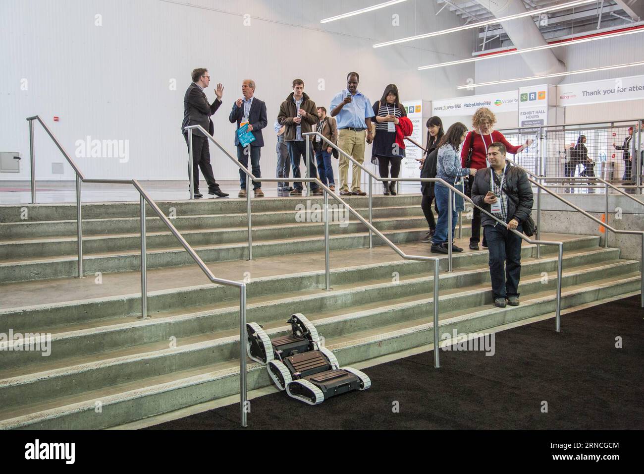 (160411) -- NEW YORK, April 11, 2016 -- Spectators watch a robot made ...