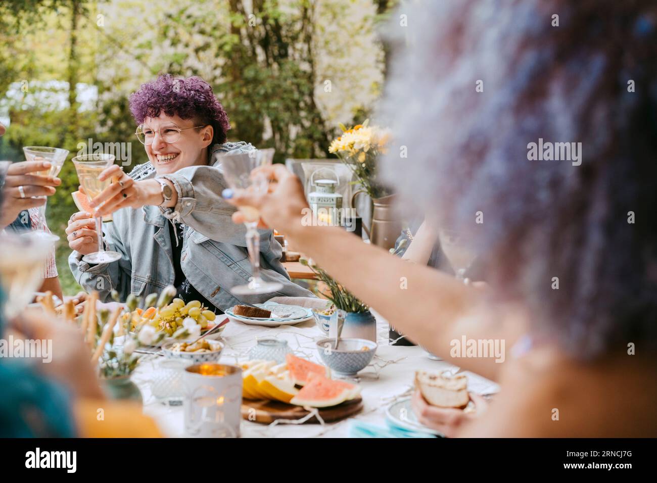 Celebrating female identity and culture hi-res stock photography and ...