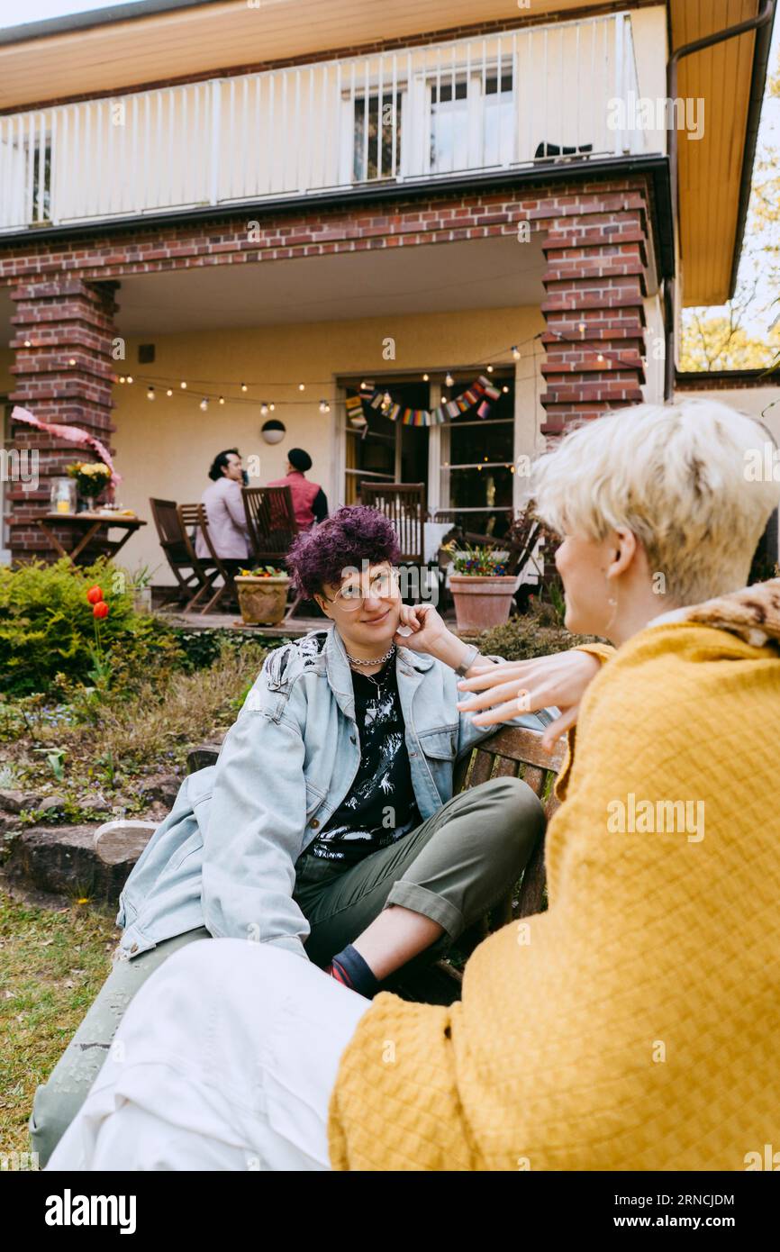 Gender non comforming hi-res stock photography and images - Alamy