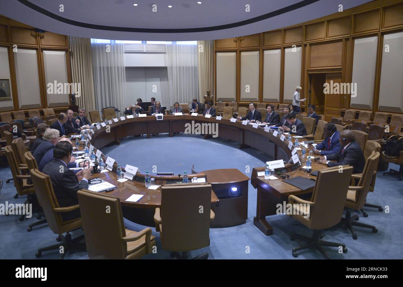 New development bank south africa hi-res stock photography and images ...